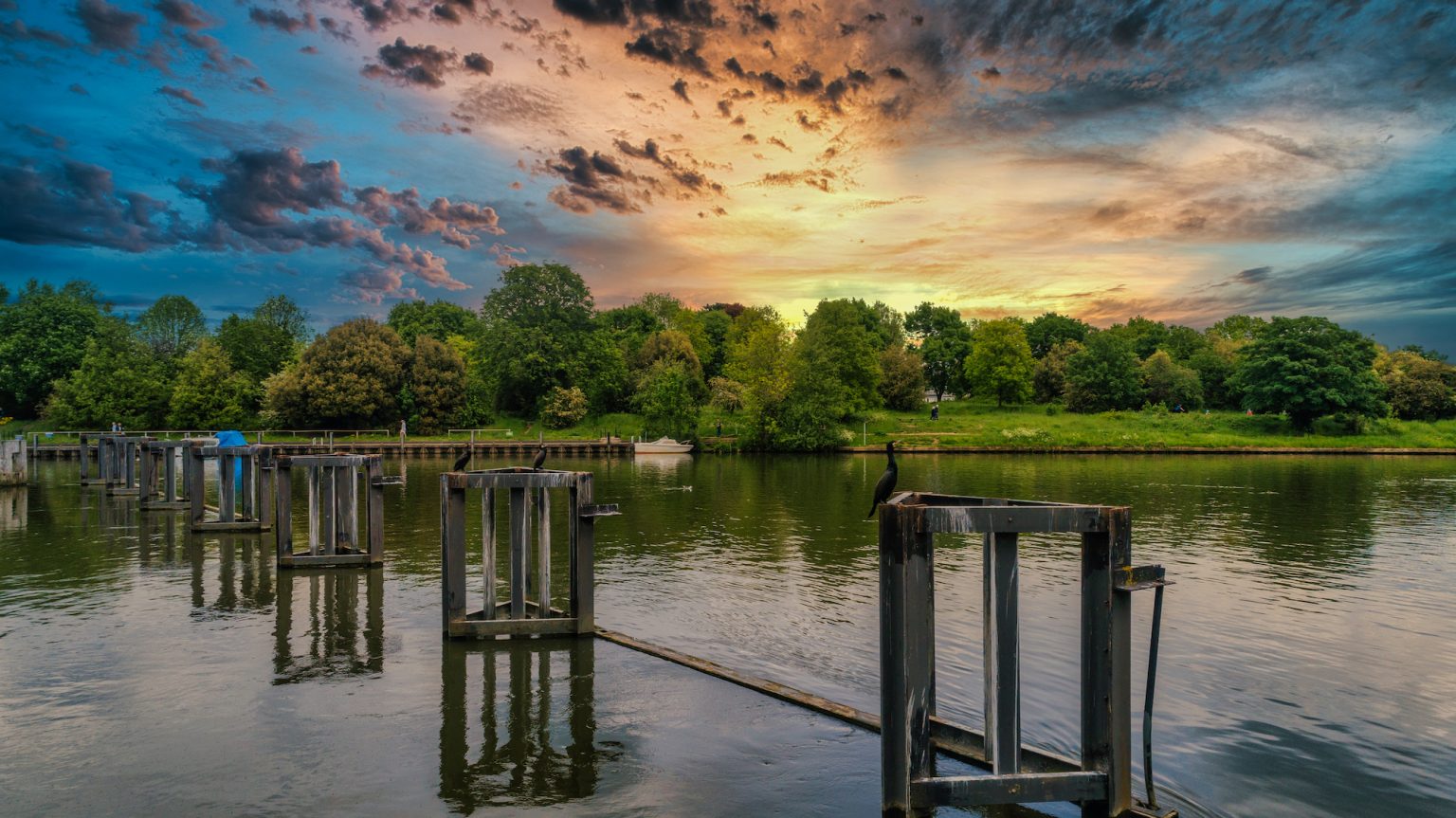 The Lensbury: A Resort on our Doorstep - Women Talking Online